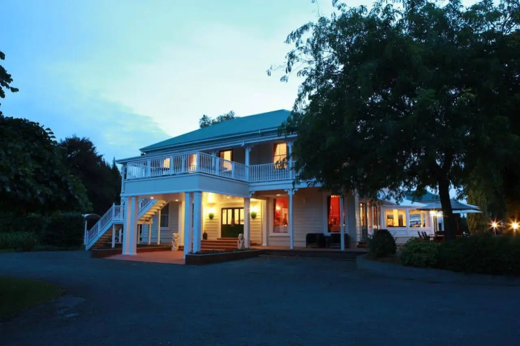 Mangapapa Hotel - Wairarapa
