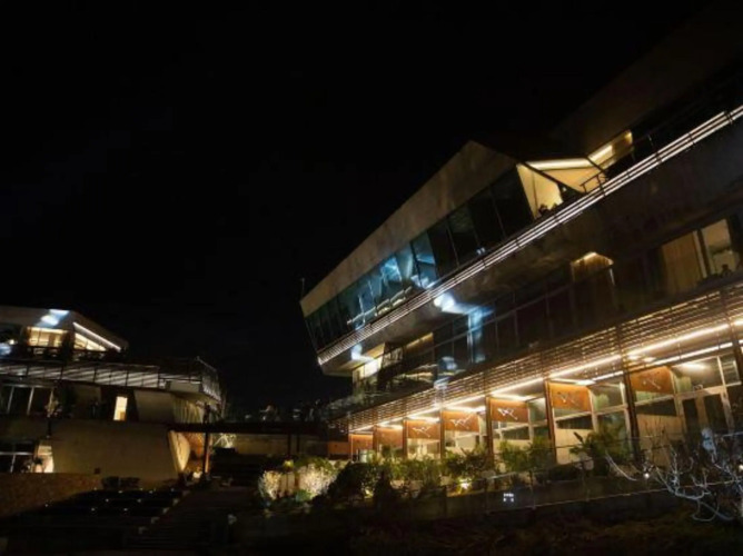 Dalian Sishi Jingyu Beach Resort Hotel - Dalian