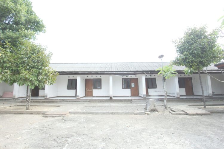Oyo 93002 Kost Gayus - Mataram