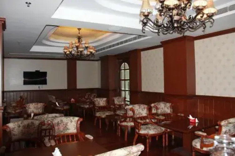 Royale De Casa - Assam