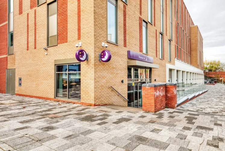 Premier Inn Banbury Town Centre (Castle Quay) - Banbury