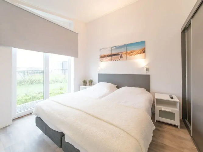 Beautiful Chalet On The Water, In A Holiday Park - Wemeldinge