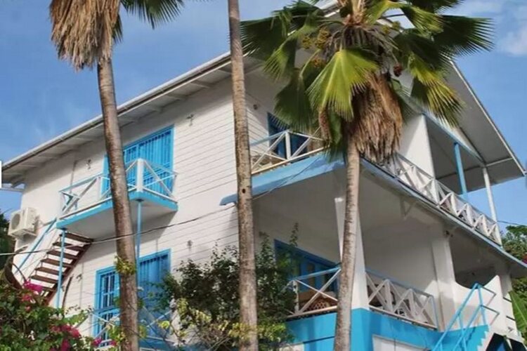 Half Moon Blue - Tobago