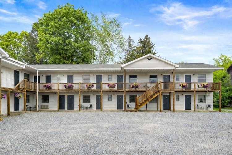 Kc's Corner Motel - Cooperstown, NY
