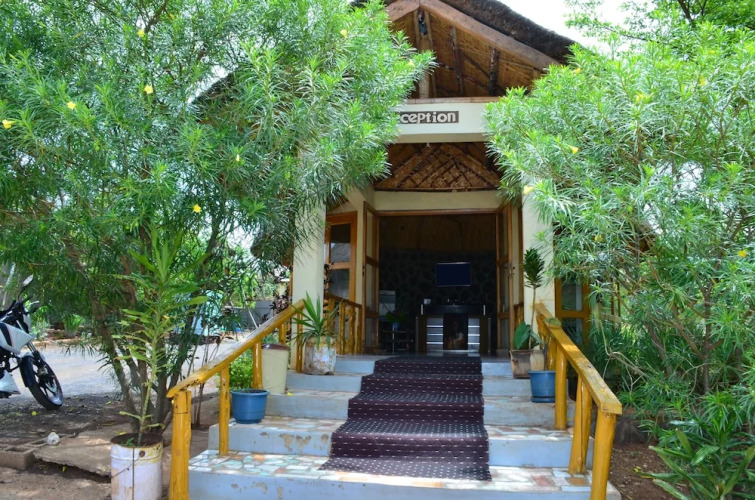 Mora Heights Hotel - 