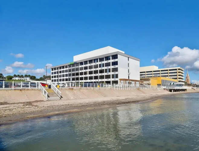 Holiday Inn Express Corpus Christi Beachfront By Ihg - Corpus Christi, TX