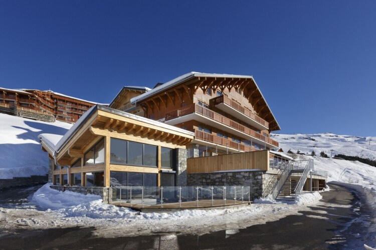 Ours Blanc Hotel & Spa - Les Menuires