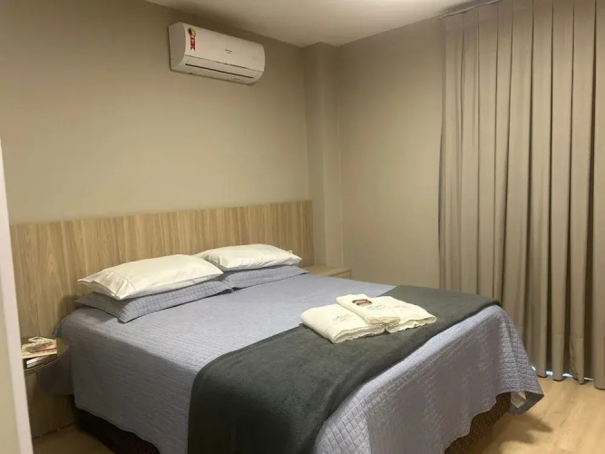 Geminado Casa 1 Alto Padrão  4 Quartos - Joinville