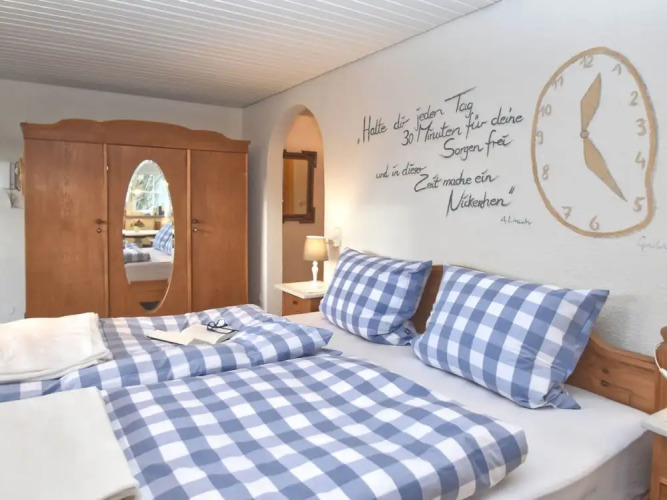 Attractive Apartment In Franconia With Garden - Kronach