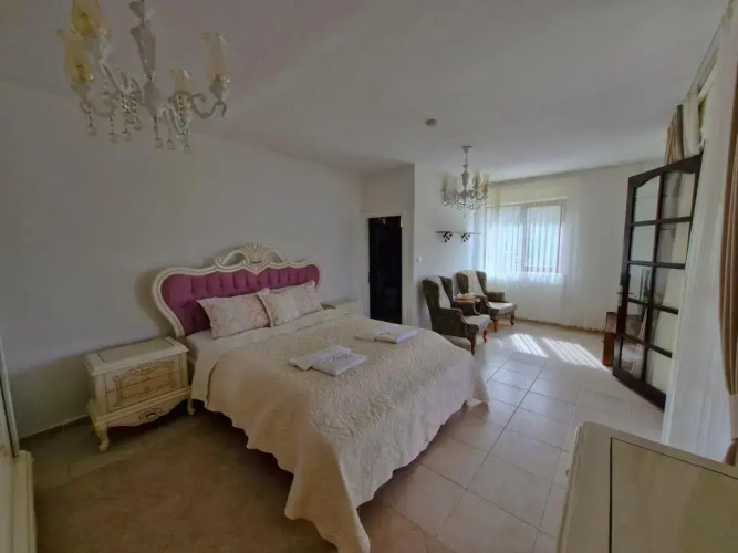Loca Hill - Selimiye
