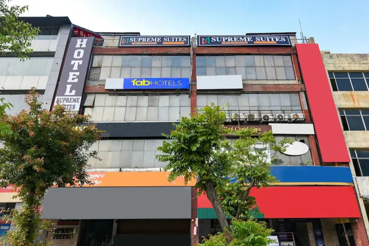 Fabhotel Supreme Suites - Ludhiana