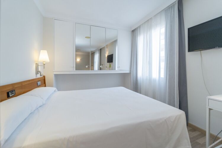 Artiem Urban Apartments - Mahón