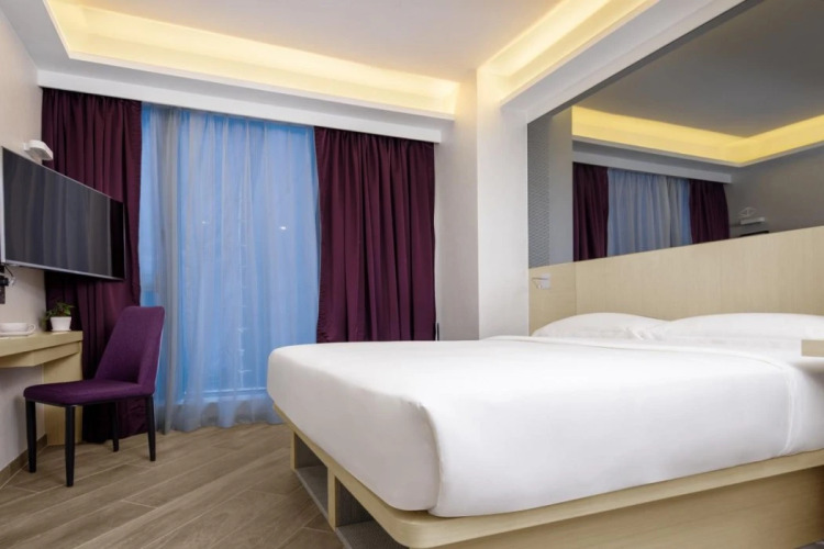 Starphire Hotel - 쌈써이포