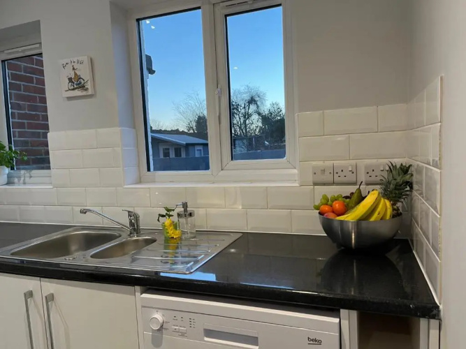 Three Bedroom City Home With Garden - Southampton