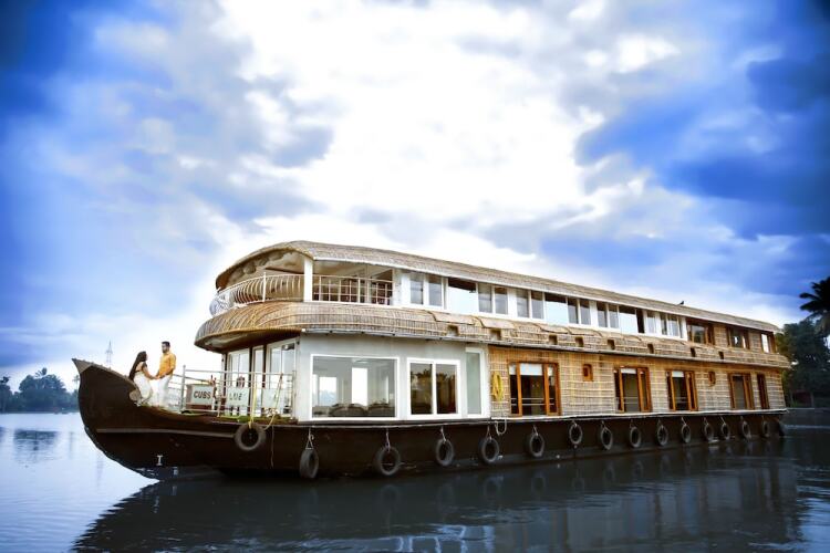 Best Kerala Houseboat - Alappuzha