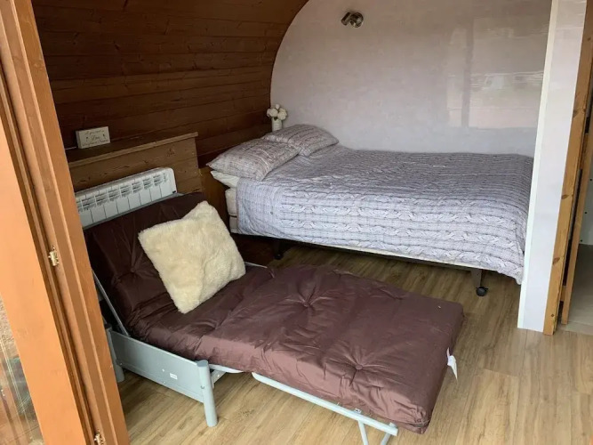 Acdc Glamping, Campervan , Caravan And Tent Resort - Scotland