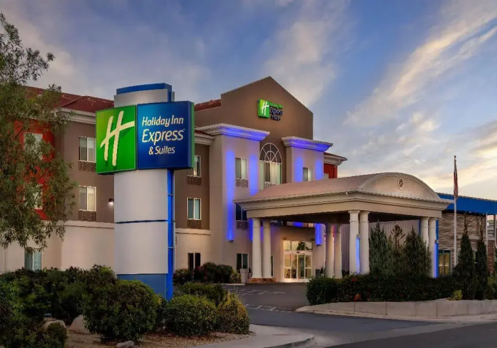 Holiday Inn Express And Suites - Reno Airport - Reno, NV