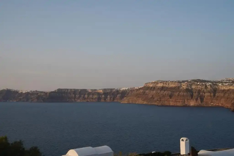 The Noverian Bios Caldera Sunset Suites - Santorini