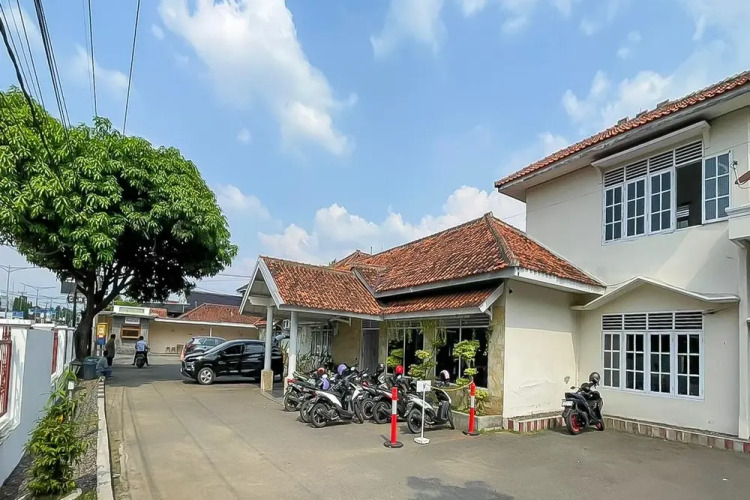 Reddoorz Plus @ Hotel Putrajaya - Majalengka