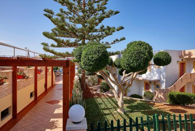 Klio Apartments - Greece