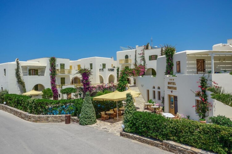 Proteas Hotel & Suites - Naxos