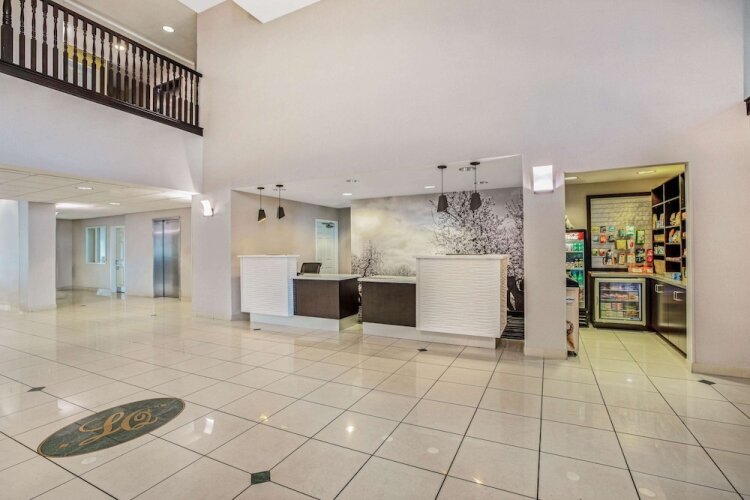 La Quinta Inn Suites Modesto Salida - Modesto