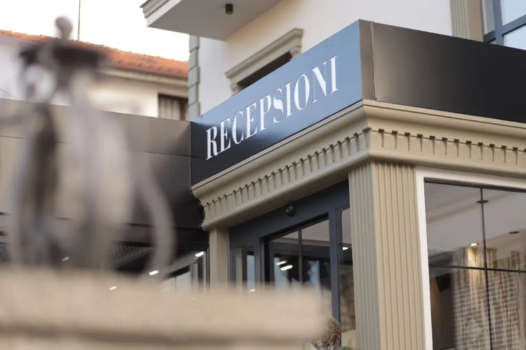 Residence Inn Hotel - Tirana