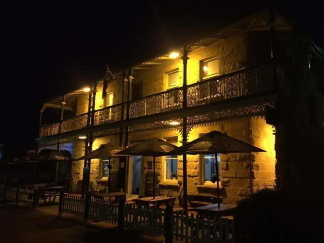 The Richmond Arms Hotel - Hobart