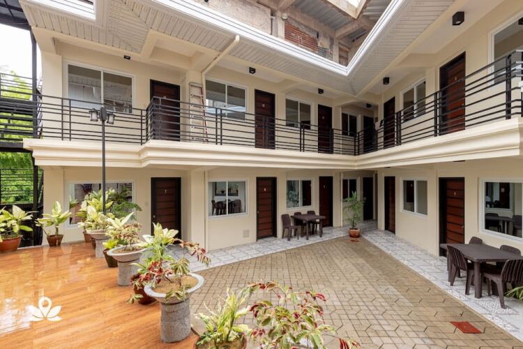 Happy Grey Hotel - Vigan City