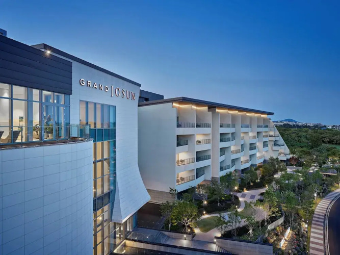 Grand Josun Hill Suite - 중문동