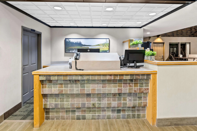 Heartland Inn &Amp; Suites, Surestay Collection By Best Western - Park Rapids, MN