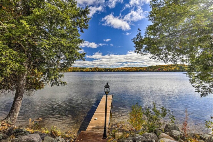 Secluded Lakehouse W/ Private Dock + Serene Views! - Bewabic State Park, Crystal Falls