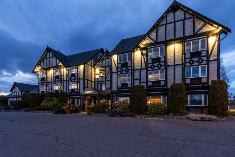 Quality Inn Waddling Dog - Saanich Peninsula