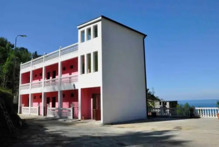 Family Holiday Center Kvari - Batumi