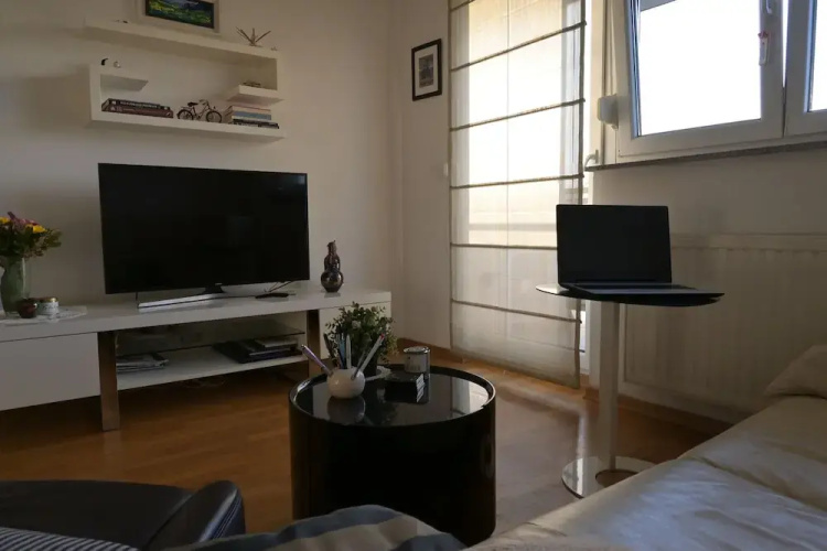 Lola Suite, One Bedroom Place With Free Parking - Split