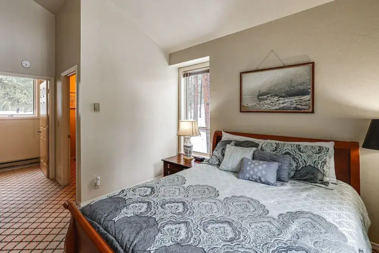 Meadow Creek Golf Resort Condo: Skiing & Lake Life - Idaho