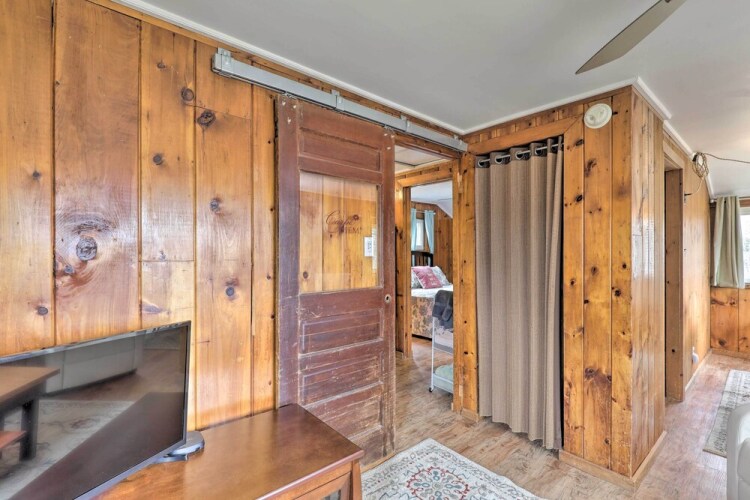 Walk To Marina: Cute Gilford Cottage W/ Grill - Moultonborough, NH