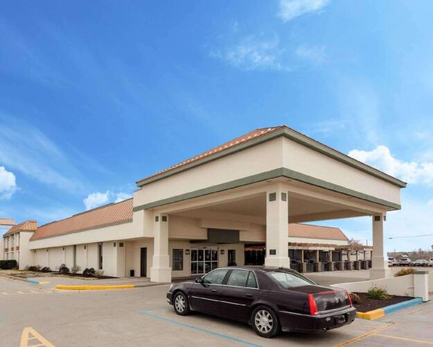 Quality Inn Montpelier - Montpelier, OH