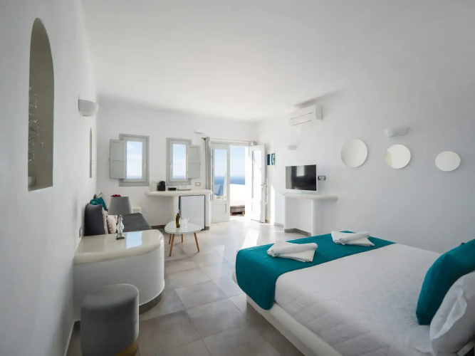 Vitsentzos Suites - Santorini