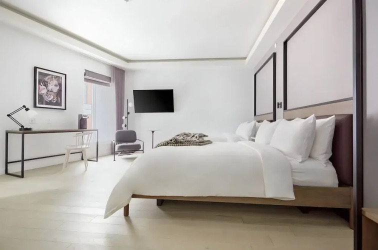 Lark Hotels 907 Main - Cambridge, MA