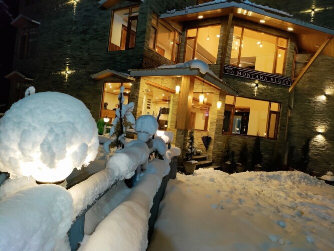 Montana Blues Resort By Snow City - Manali