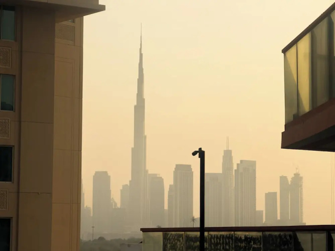 Grapeful Stay – Luxury Hostel Binghatti Avenue Tower Al Jaddaf - 