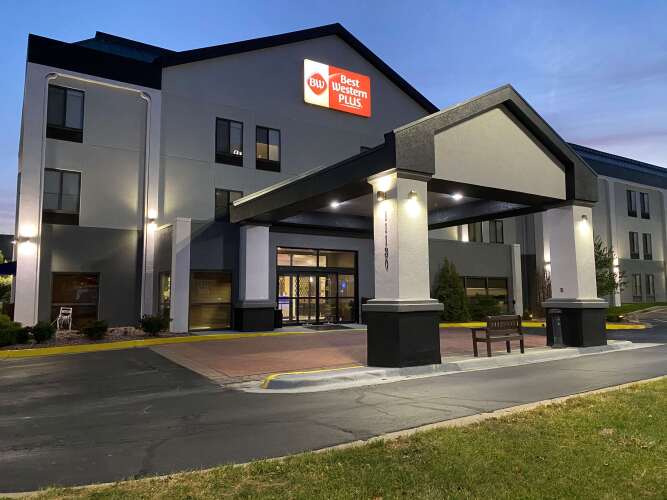 Best Western Plus Kansas City Airport-kci East - Smithville, MO
