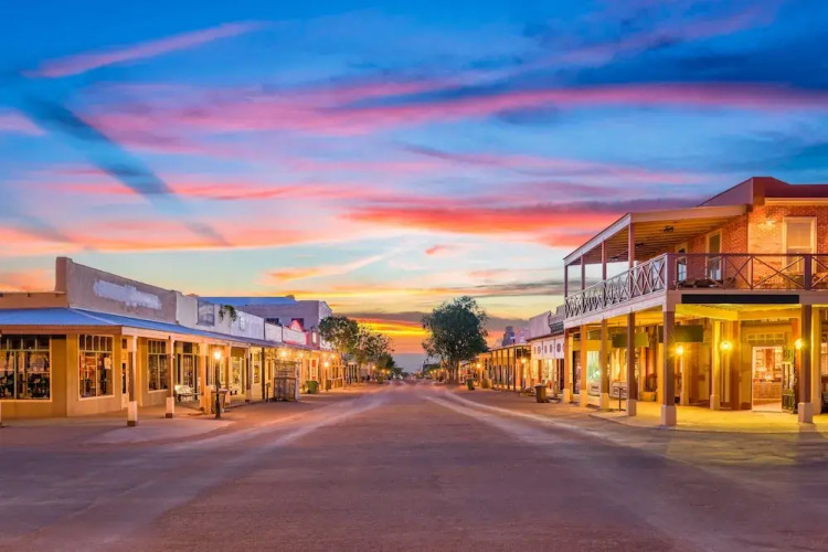 Inn History Tombstone - Tombstone, AZ