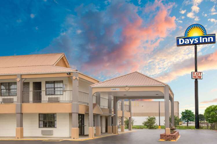 Days Inn By Wyndham Monroe La - Monroe, LA