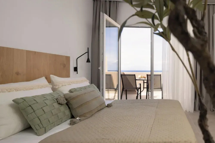 Olive Vista Suites - Naxos