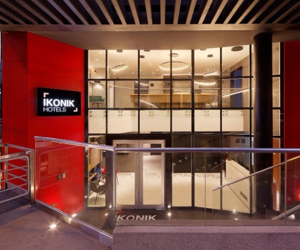 Ikonik Miraflores - Lima