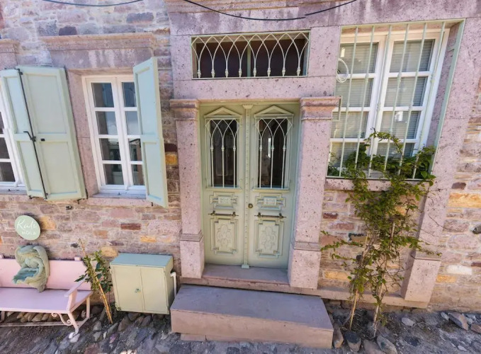 Kali Mola Cunda +12 Adult Only - Ayvalık