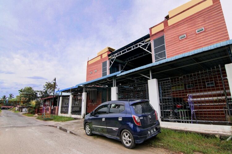 Oyo 92111 Dinda Homestay Syariah - Dumai