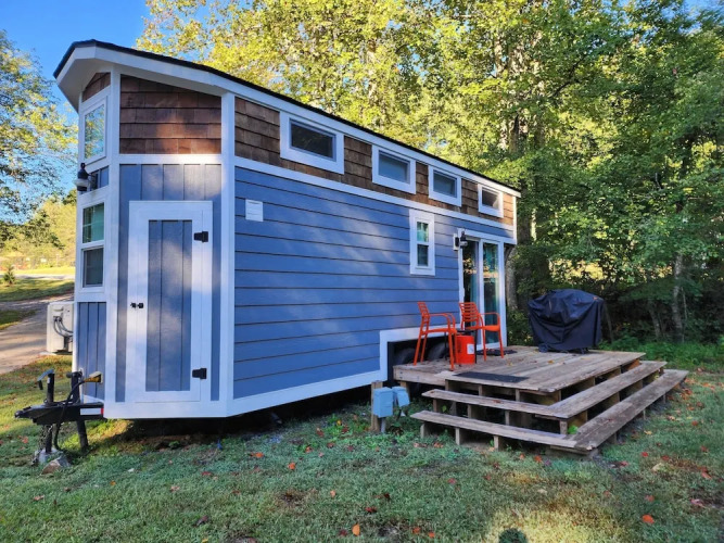 Emberglow Outdoor Resort - North Carolina